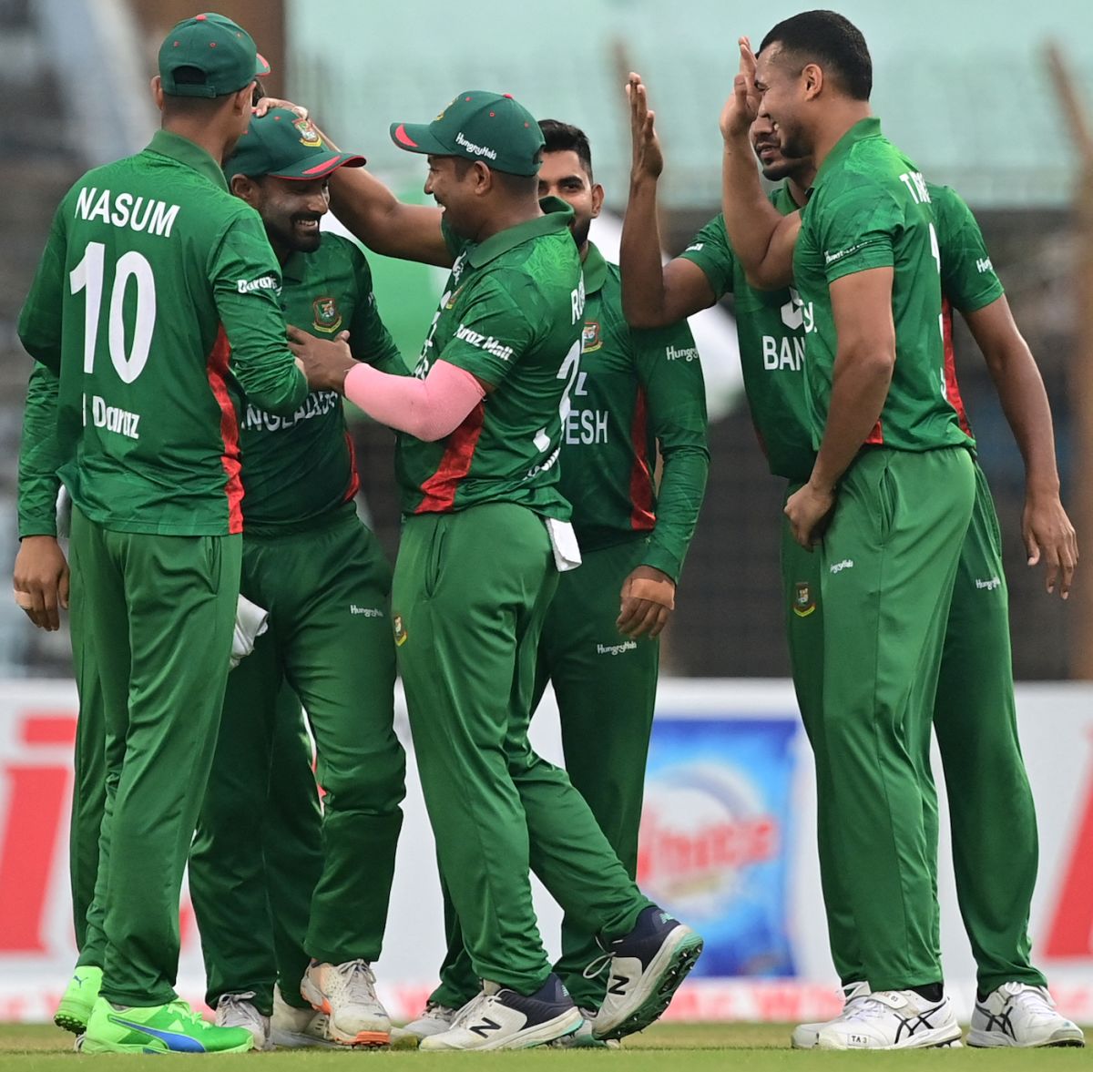 Ross Adair loses his stumps to Shakib Al Hasan | ESPNcricinfo.com