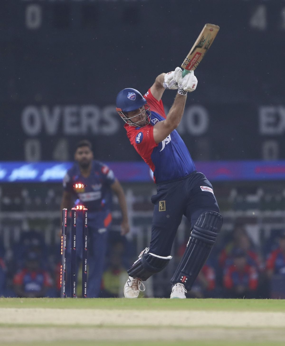 Rilee Rossouw puts in a big, acrobatic effort in the deep ...