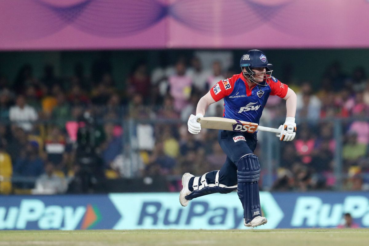 David Warner gets those legs pumping | ESPNcricinfo.com