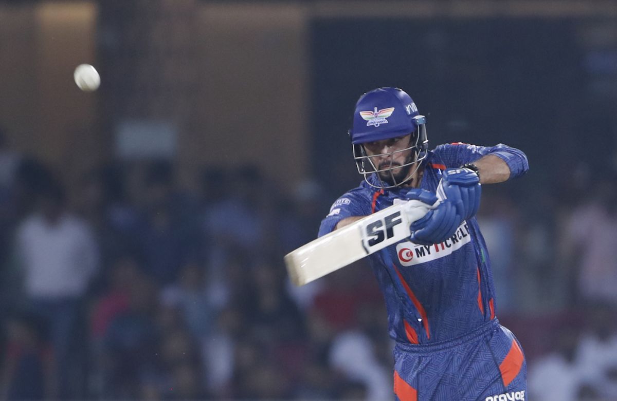 Naveen-ul-Haq played his part in keeping LSG in the hunt | ESPNcricinfo.com