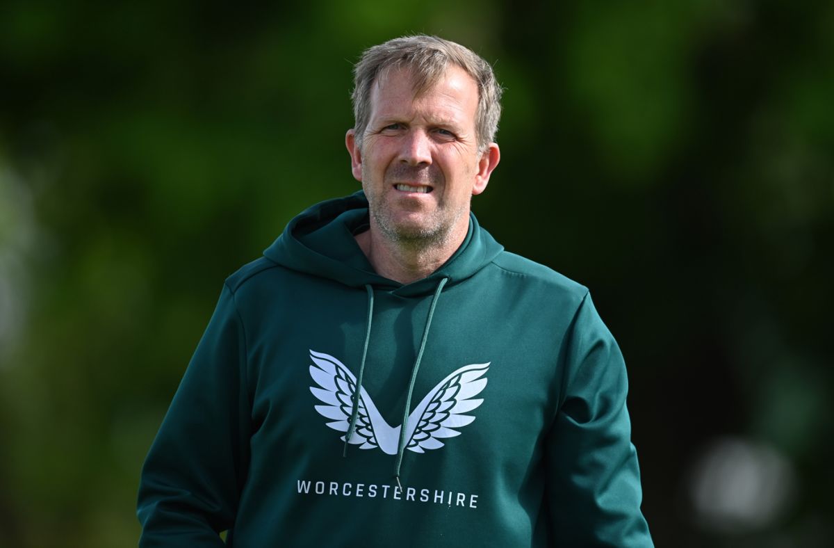 Alan Richardson, Worcestershire head coach, supervises affairs ...
