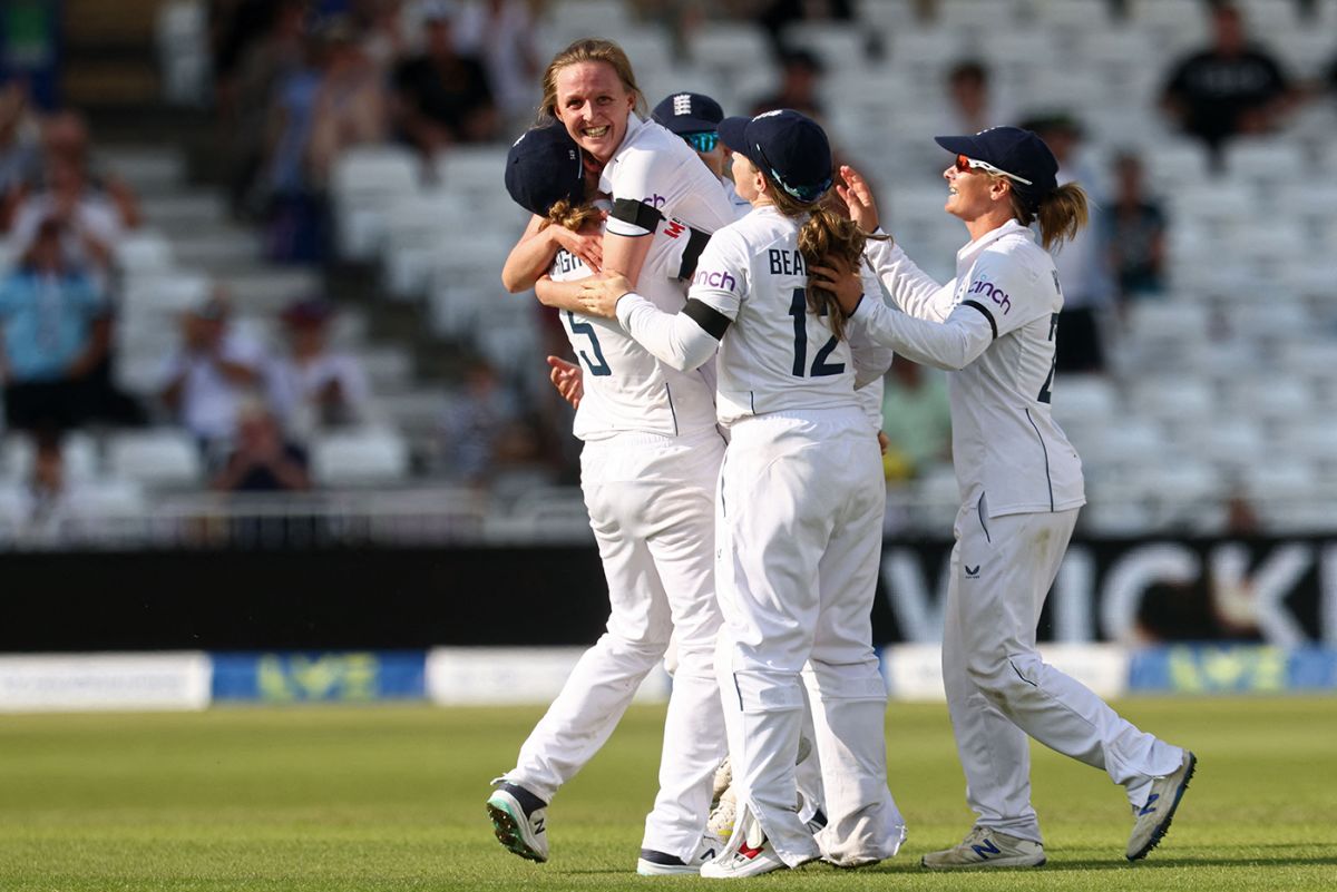 Ellyse Perry was out on 99 | ESPNcricinfo.com