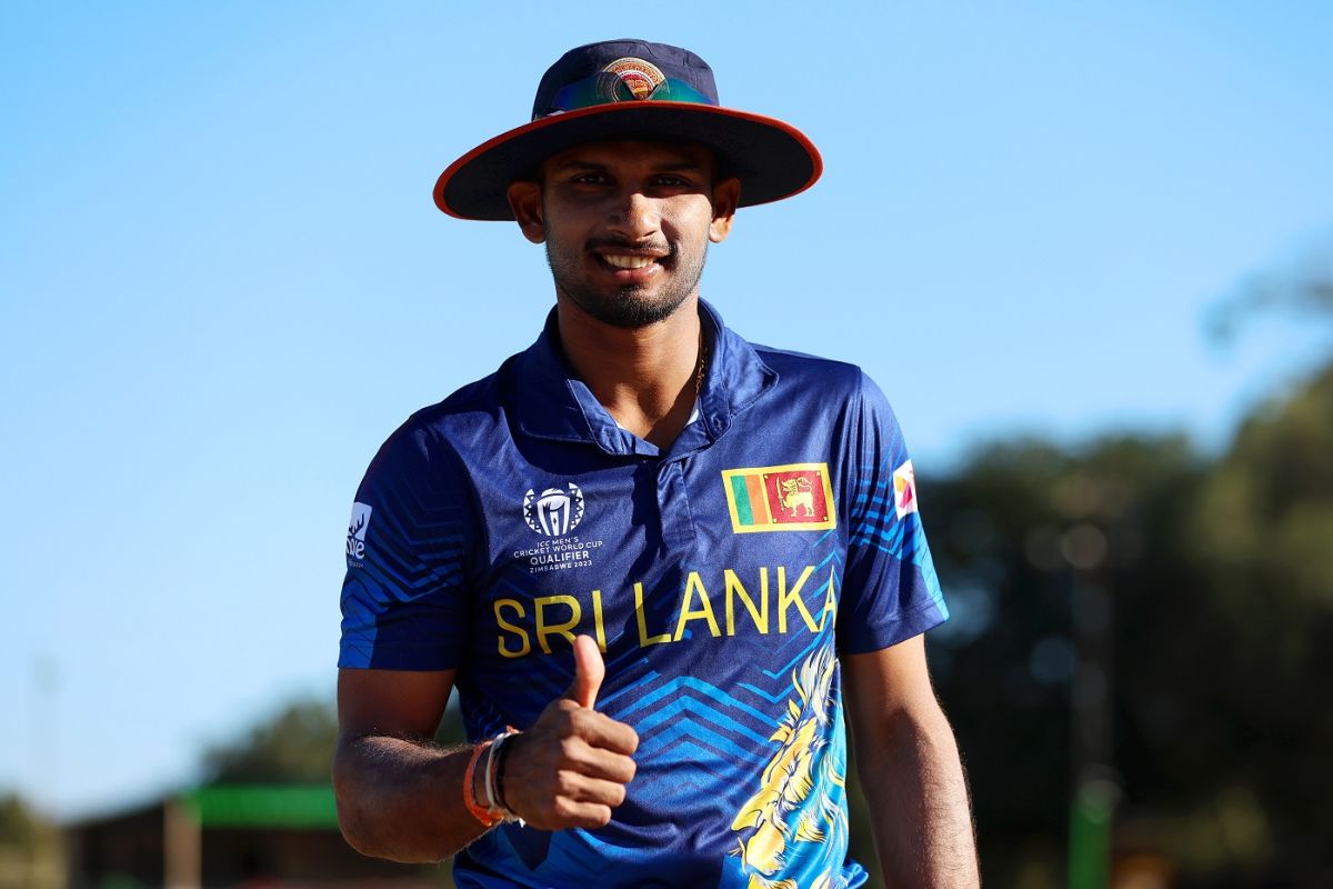 Dasun Shanaka was in a cheerful mood at the toss | ESPNcricinfo.com