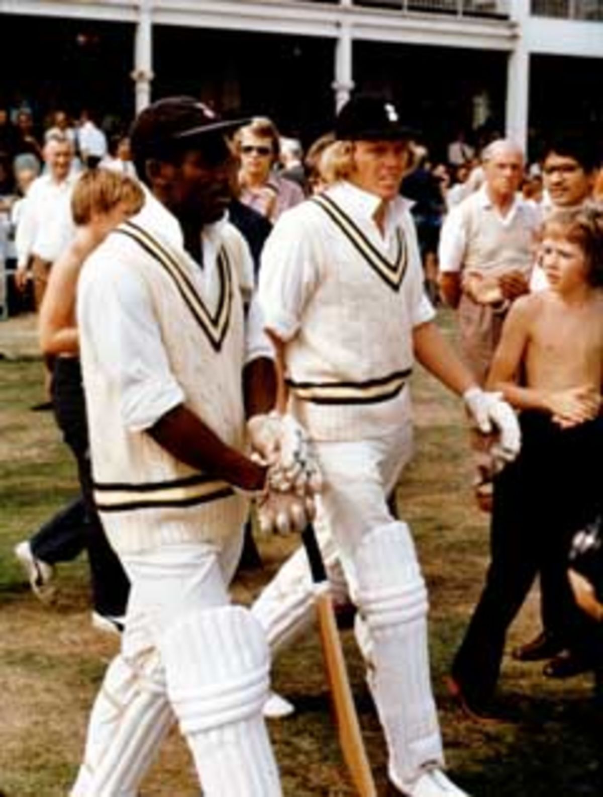 Barry Richards and Gordon Greenidge go out to bat | ESPNcricinfo.com