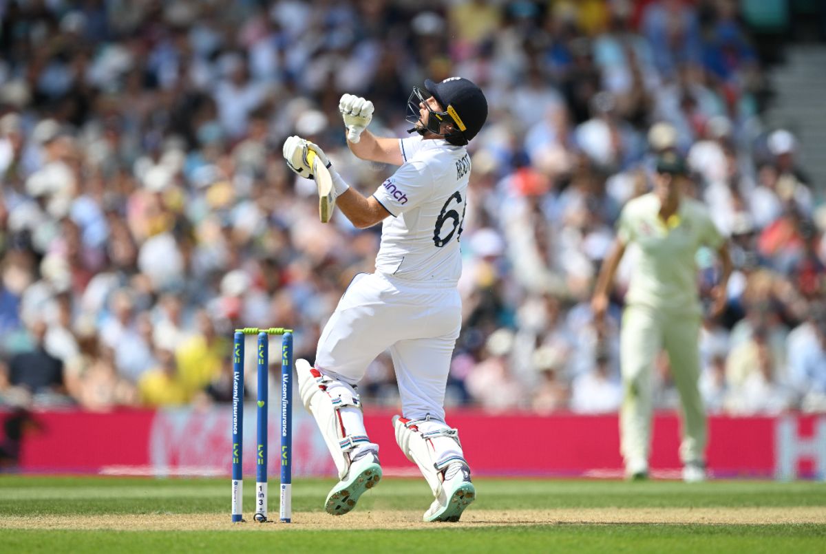 Joe Root climbs into a pull for four | ESPNcricinfo.com