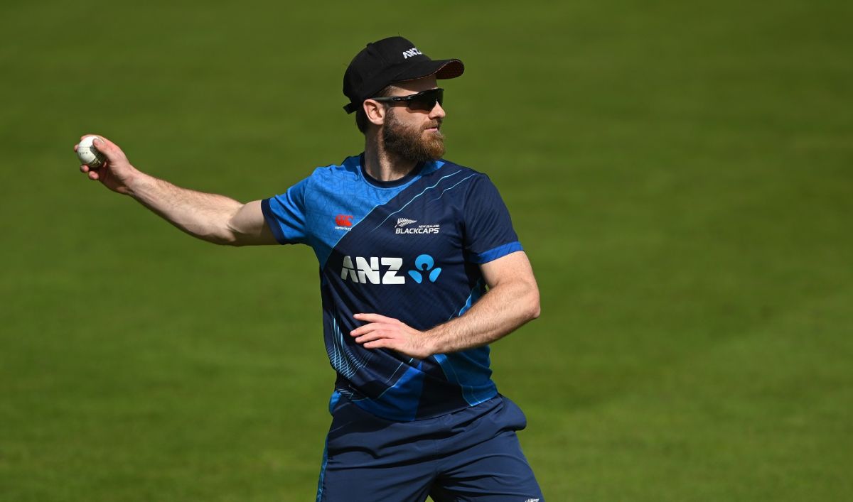 Kane Williamson continued his rehab with the New Zealand side ...