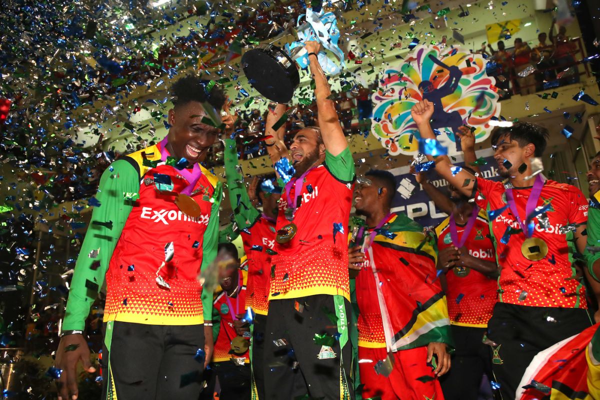 An emotional Imran Tahir lifts the CPL trophy | ESPNcricinfo.com