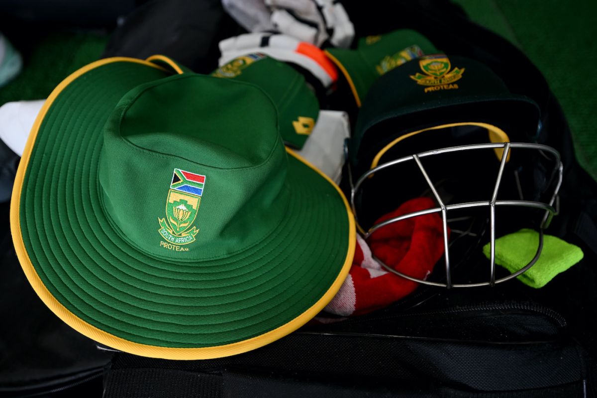 Detailed photos of a hat and a helmet with the Cricket South Africa ...