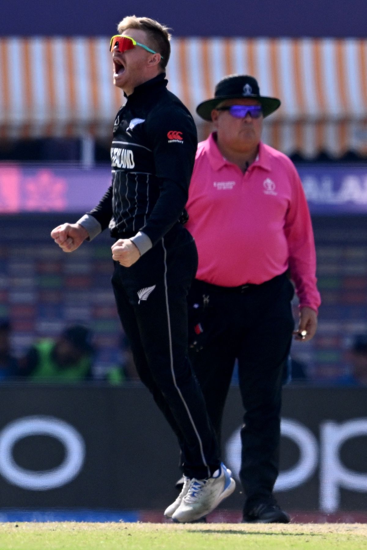 A dejected Steven Smith walks back for 18 | ESPNcricinfo.com