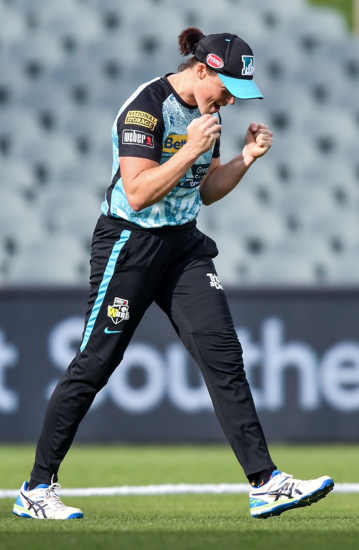 Grace Harris celebrates a wicket | ESPNcricinfo.com