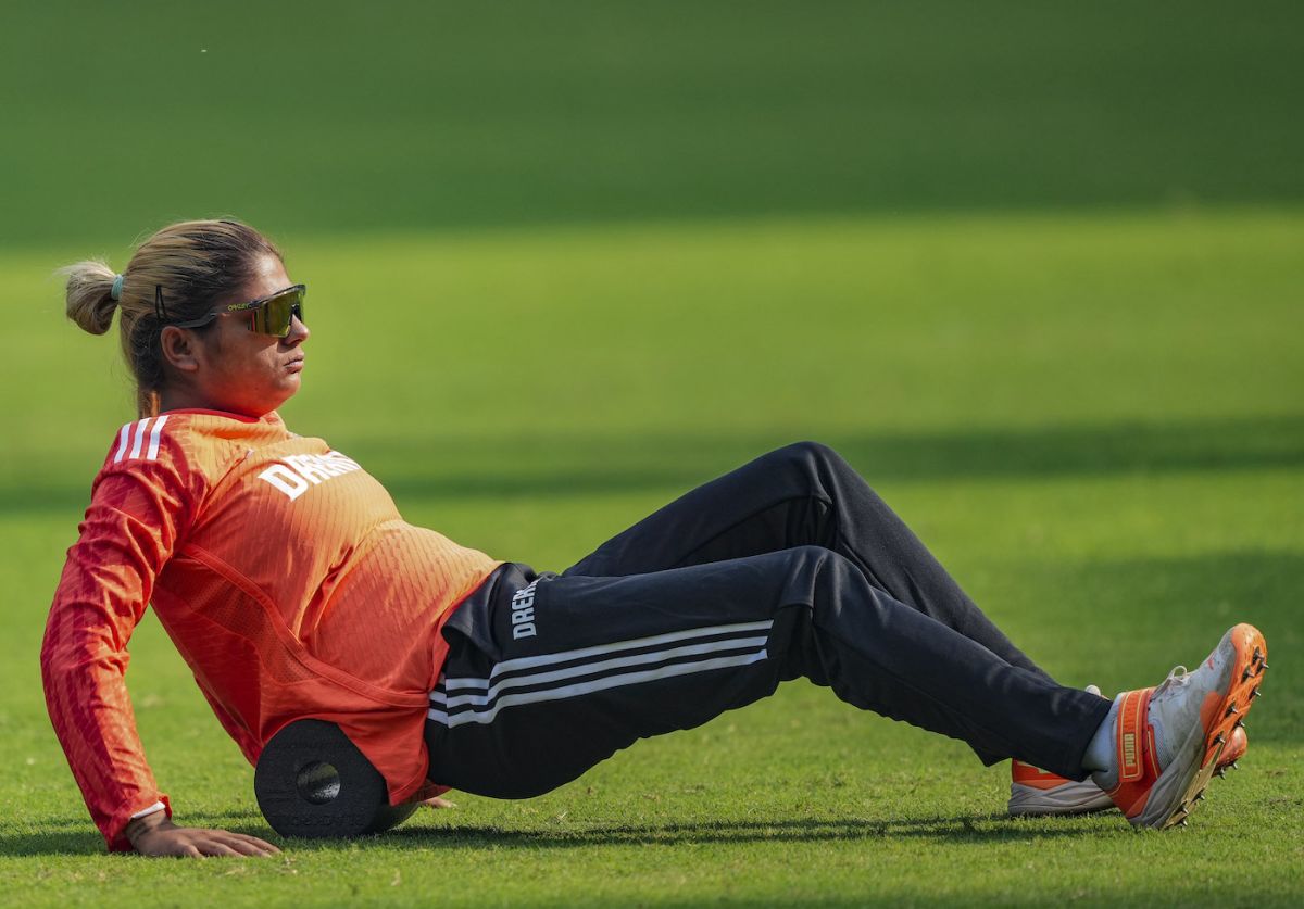 Saika Ishaque goes through fitness drills on the eve of the Test ...