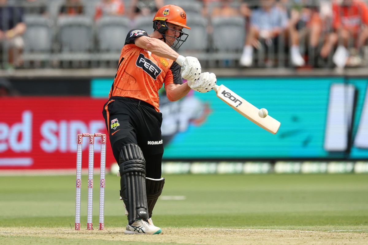 Nick Hobson gave Perth Scorchers a late boost | ESPNcricinfo.com
