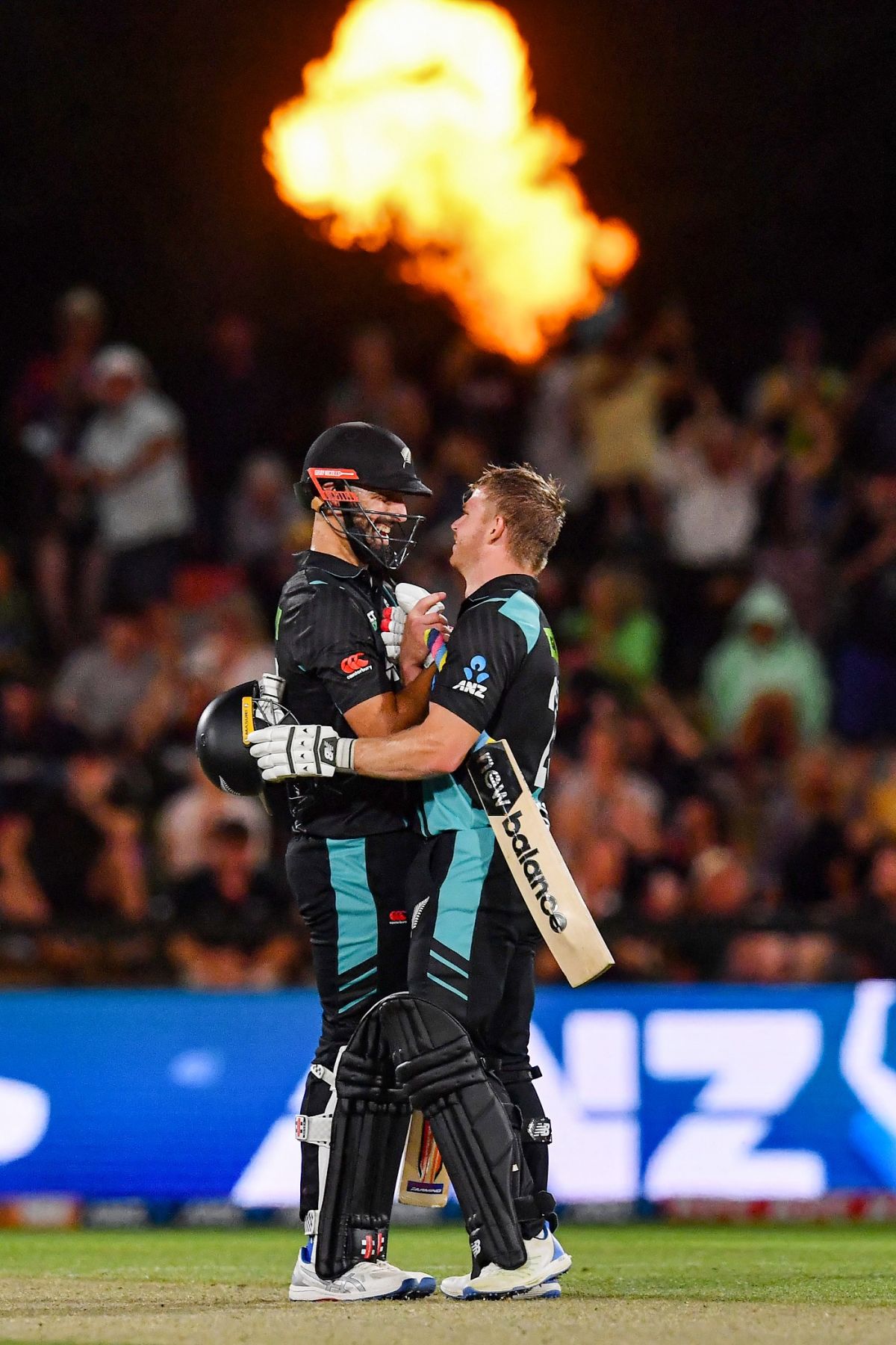 Daryl Mitchell and Glenn Phillips shared an unbeaten 139-run stand to ...