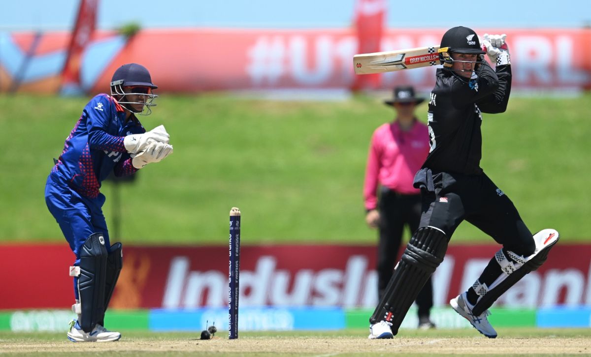 Oscar Jackson hit five sixes in his 81-ball 75 | ESPNcricinfo.com