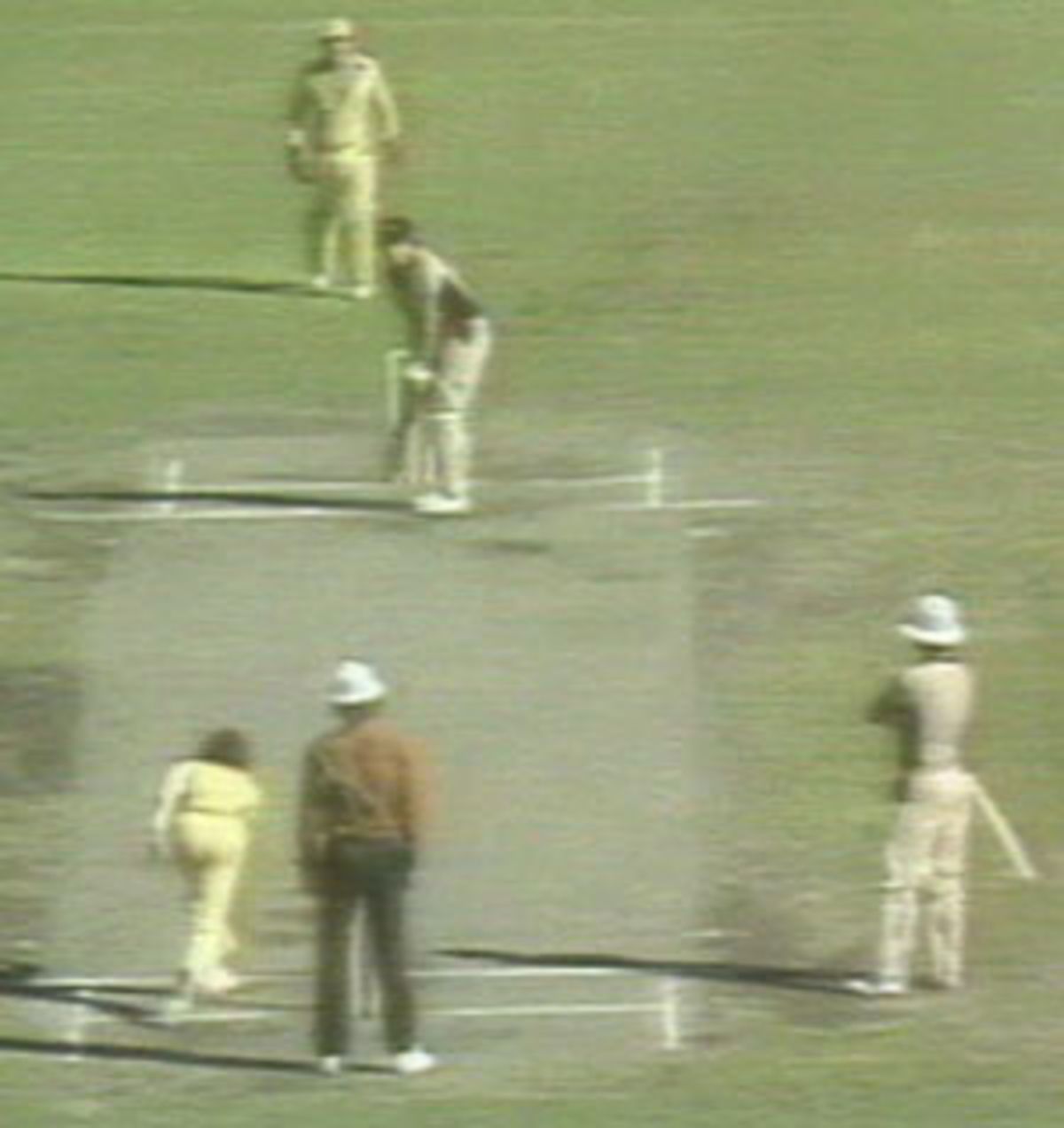 Trevor Chappell bowls his infamous underarm delivery to Brian McKechnie ...