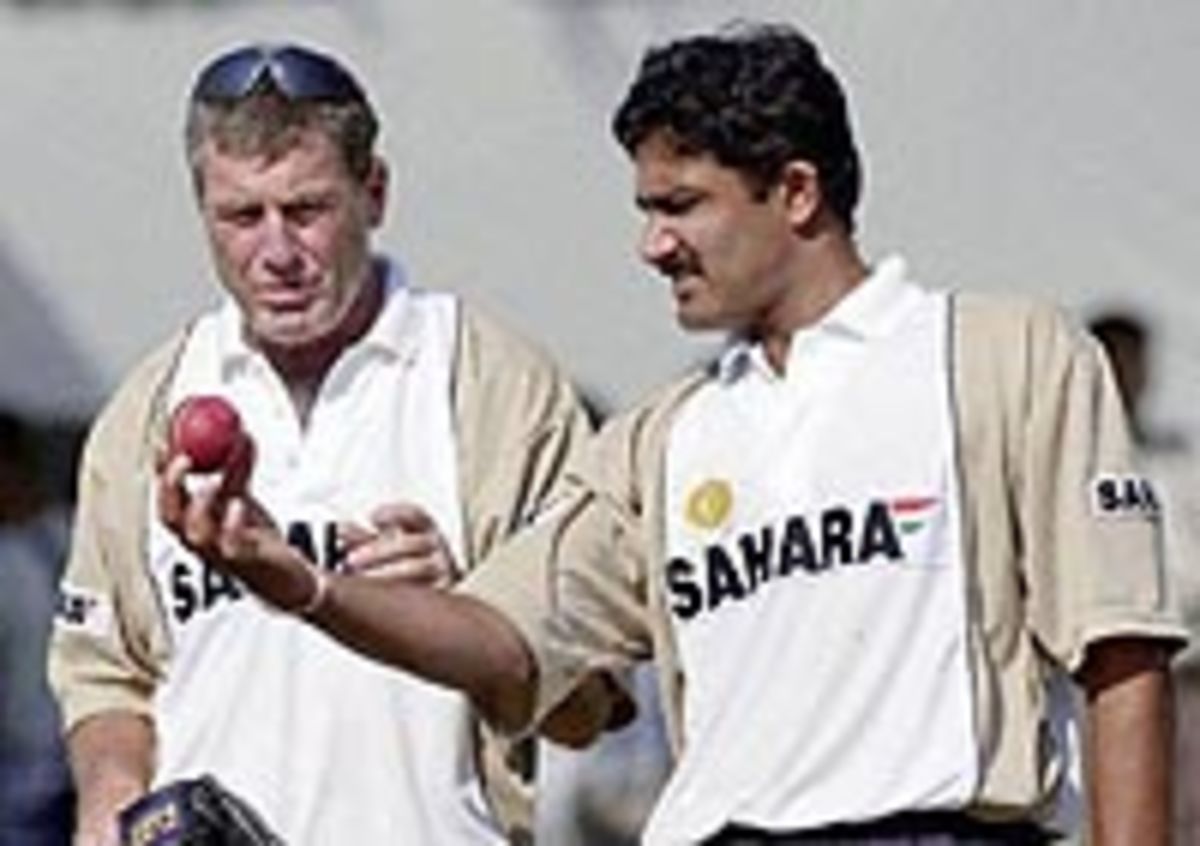 Indian coach John Wright with Anil Kumble | ESPNcricinfo.com