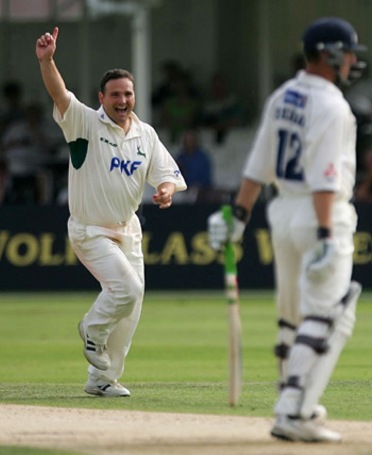 Mark Ealham grabs another | ESPNcricinfo.com