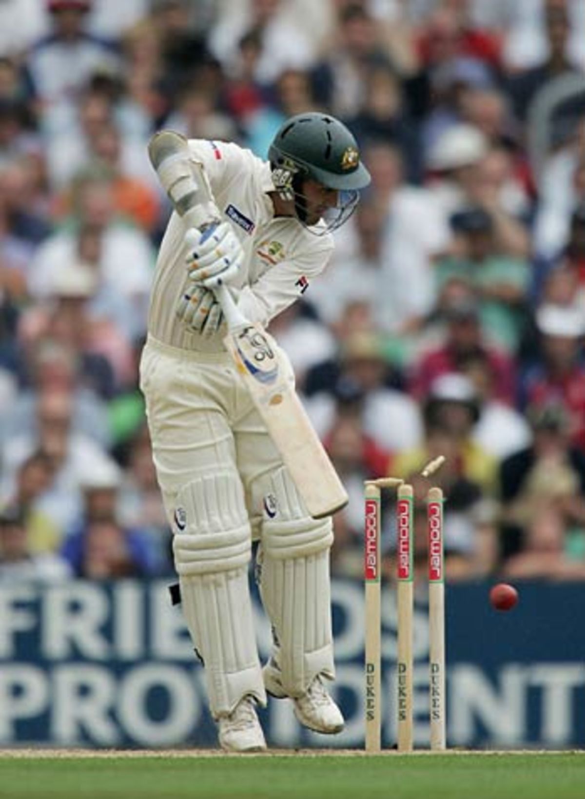 Justin Langer blows a kiss to celebrate his century | ESPNcricinfo.com