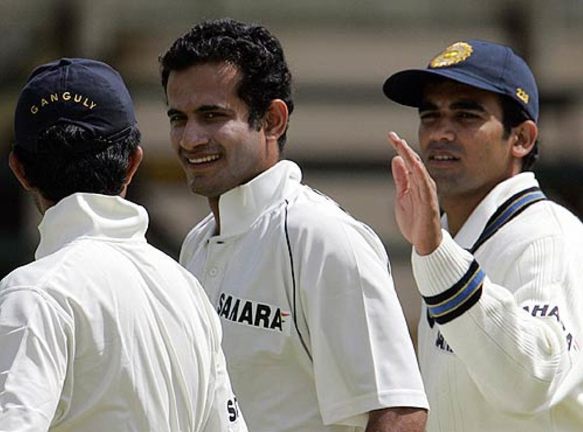 Blessing Mahwire takes evasive action | ESPNcricinfo.com
