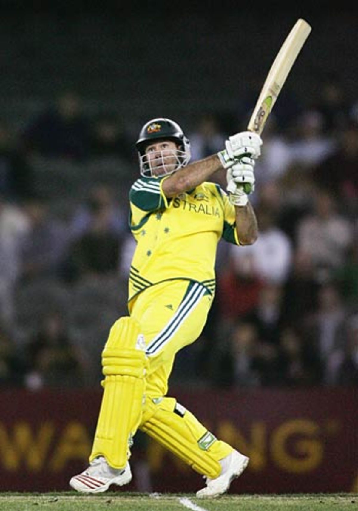 Ricky Ponting sends Andrew Flintoff over midwicket | ESPNcricinfo.com