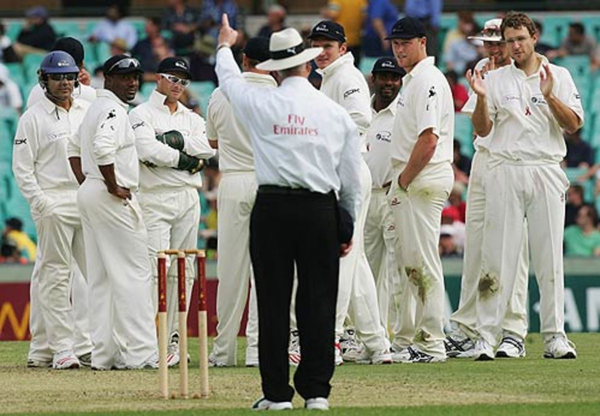 Rudi Koertzen gives Michael Clarke out after referrring to the third ...
