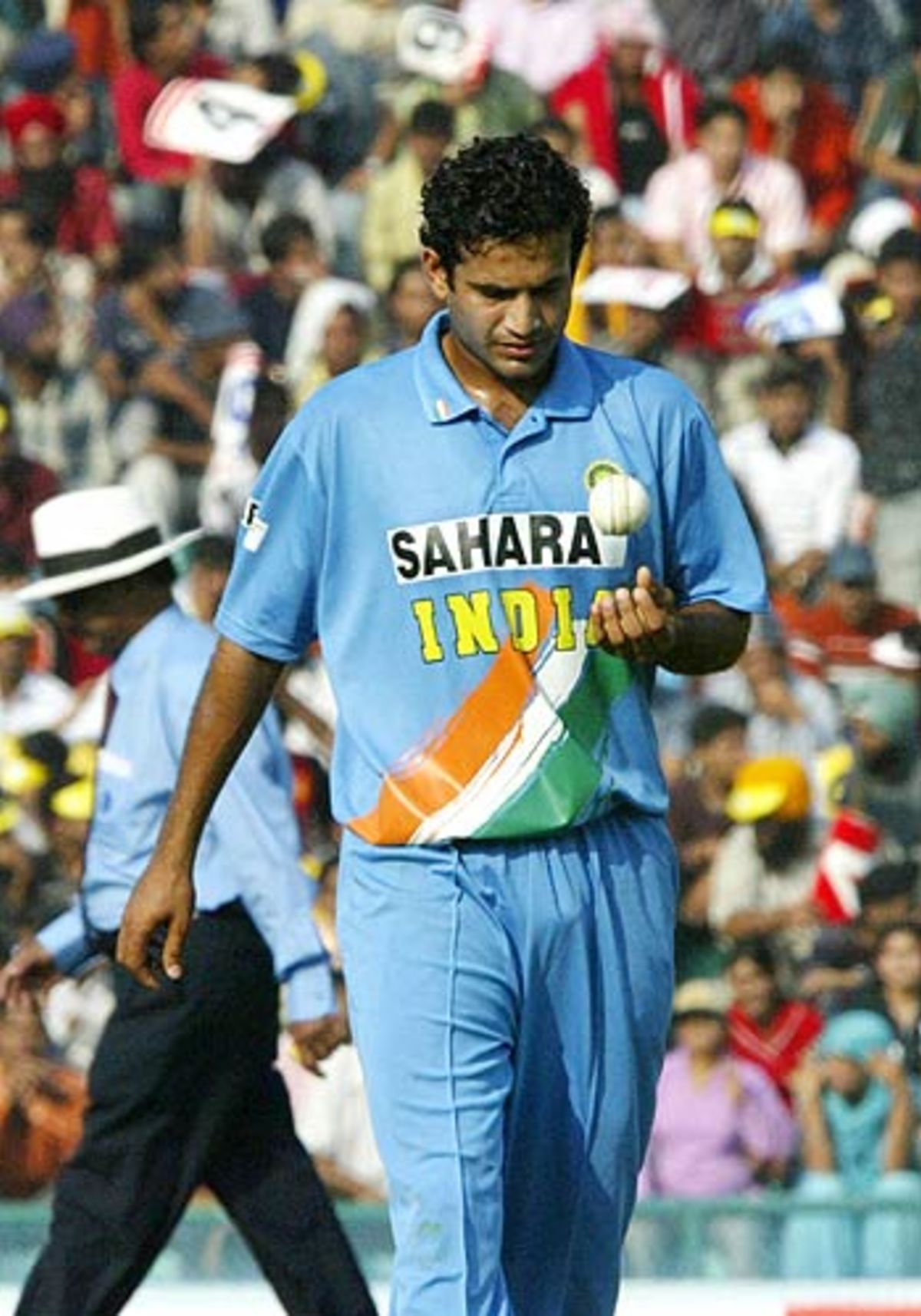 Sachin Tendulkar sweeps during his half-century | ESPNcricinfo.com