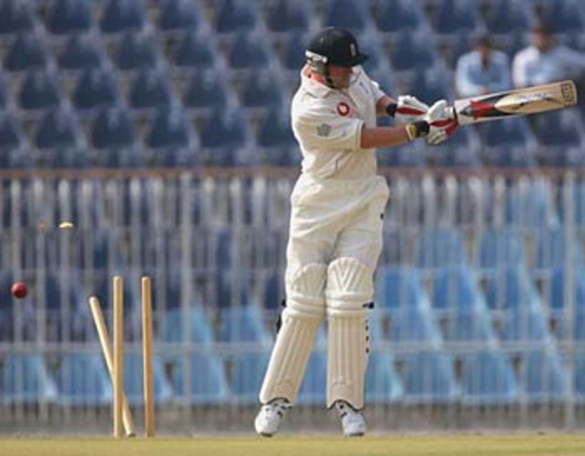 Marcus Trescothick - standing tall while all around him failed ...