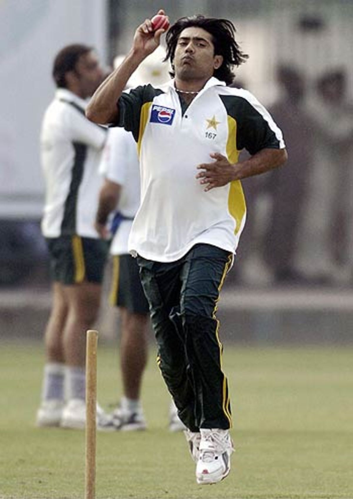 Mohammad Sami prepares for the first Test | ESPNcricinfo.com