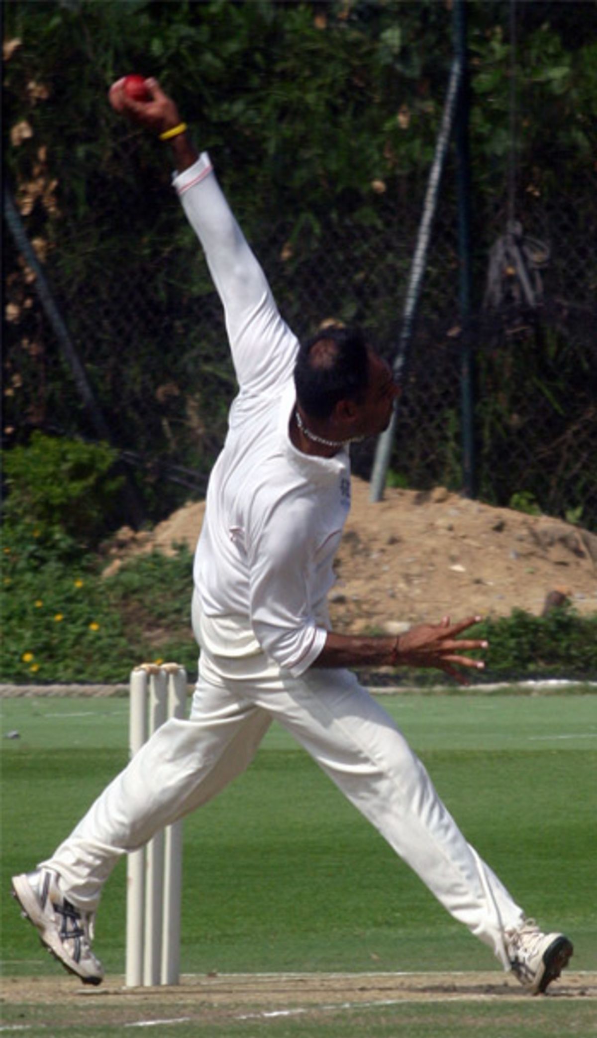 Naeem Ashraf bowling at the Hancock Shield 2005 | ESPNcricinfo.com