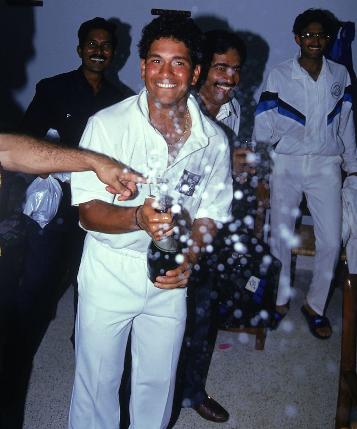 Sachin Tendulkar celebrates his first hundred in India | ESPNcricinfo.com