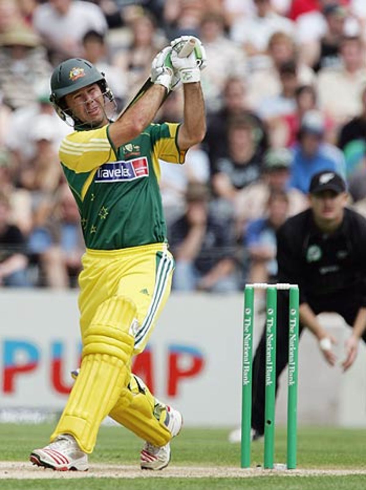 Ricky Ponting pulls during his half-century | ESPNcricinfo.com
