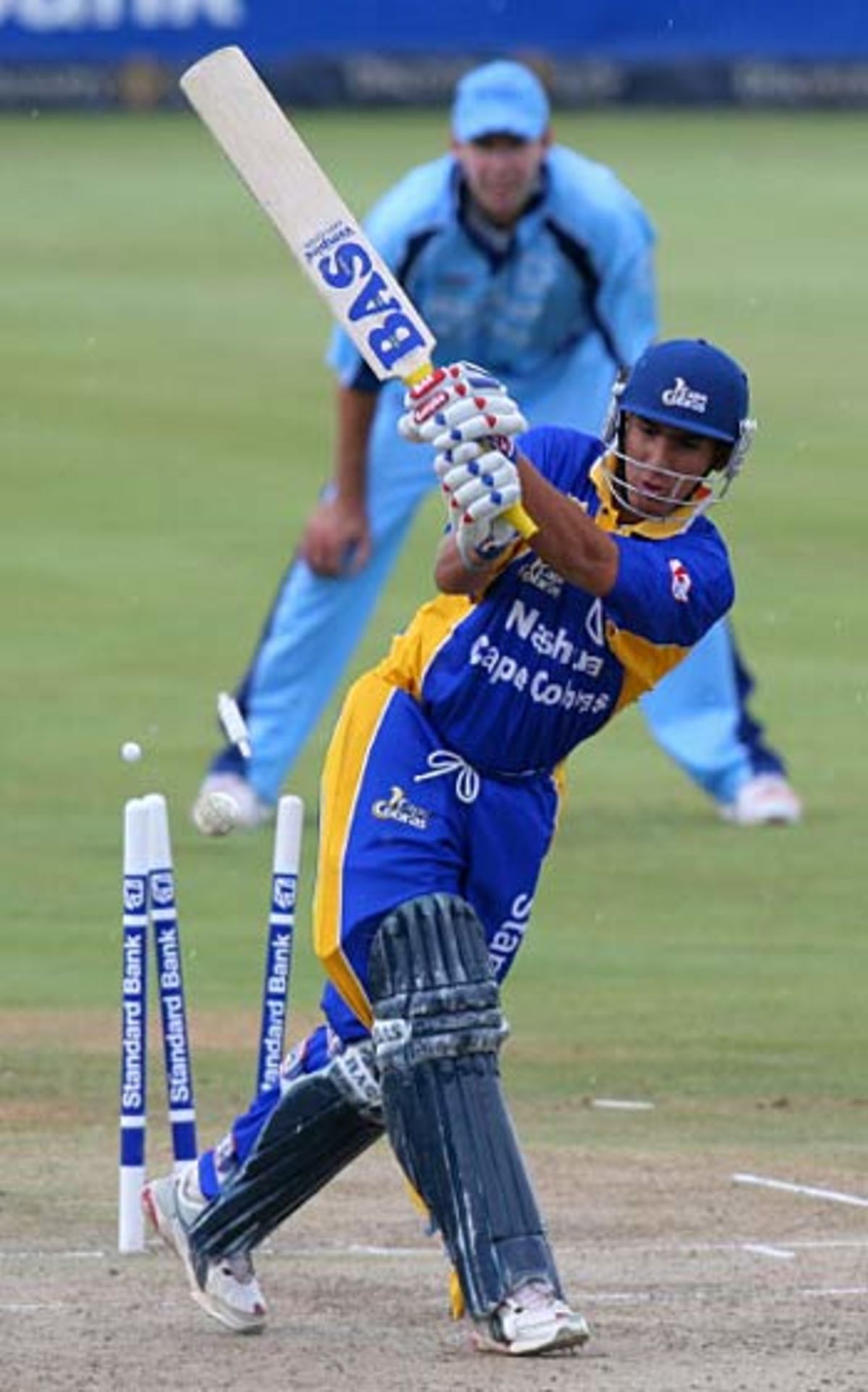 William Hantam clean bowled by Brendon Reddy | ESPNcricinfo.com