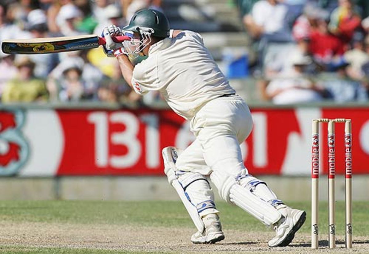 Brad Hodge finished the day unbeaten on 91 | ESPNcricinfo.com
