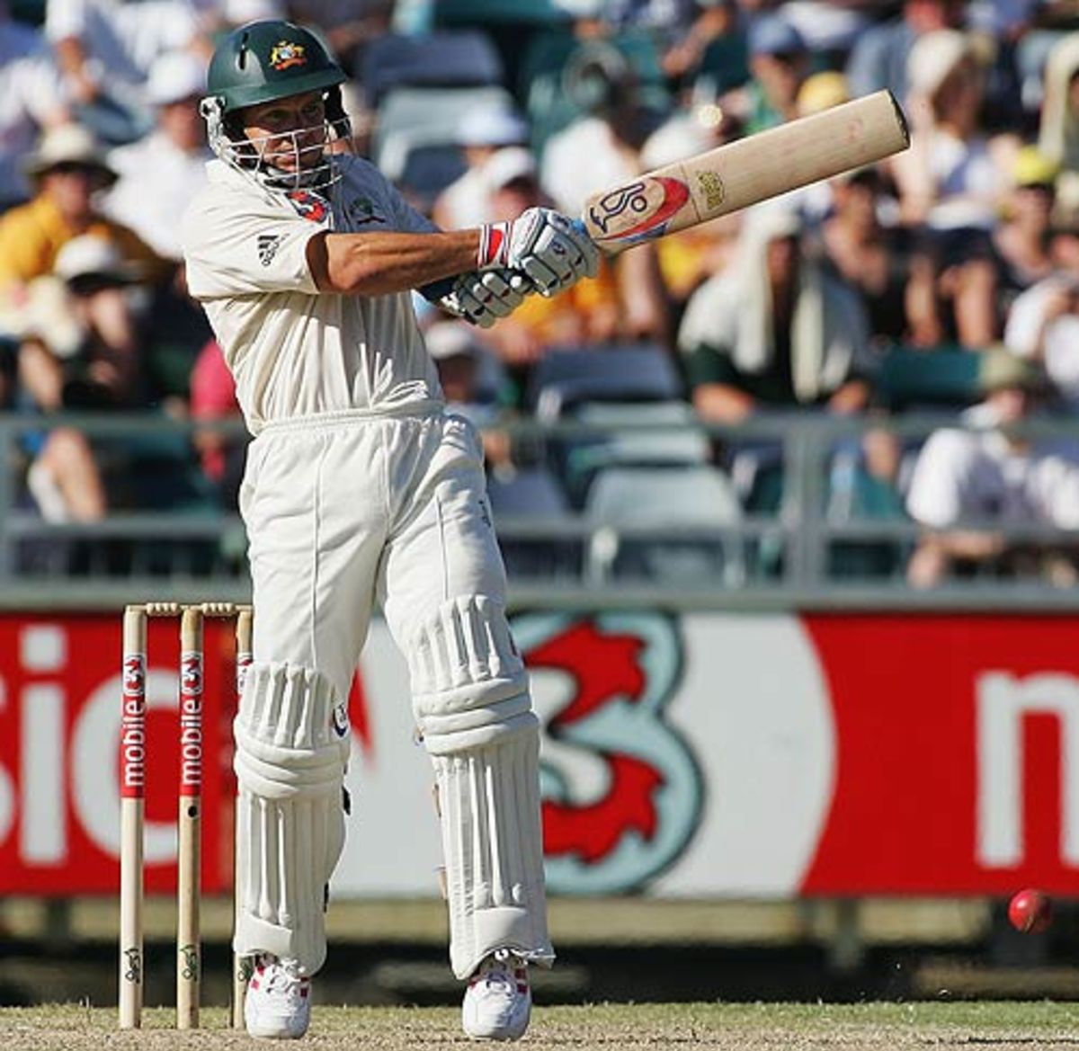 Brad Hodge finished the day unbeaten on 91 | ESPNcricinfo.com