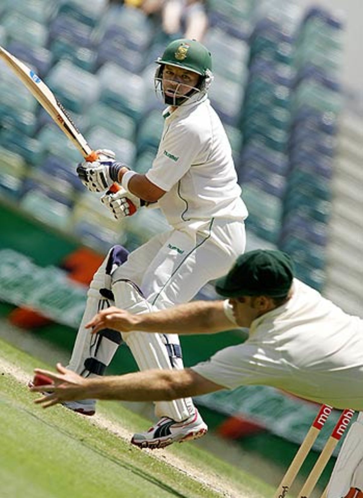 Shane Warne turns it on at the WACA | ESPNcricinfo.com