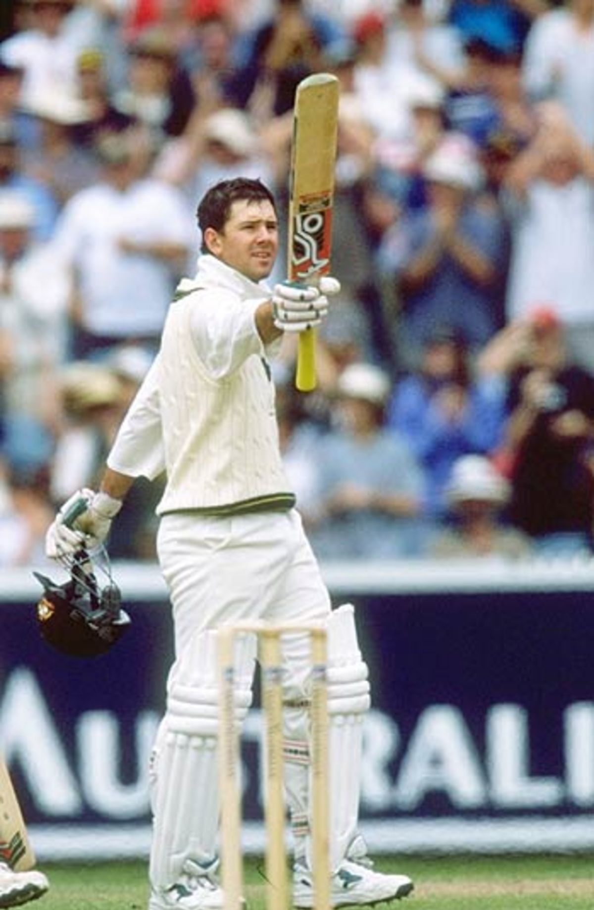 Ricky Ponting of Australia celebrates reaching his hundred ...
