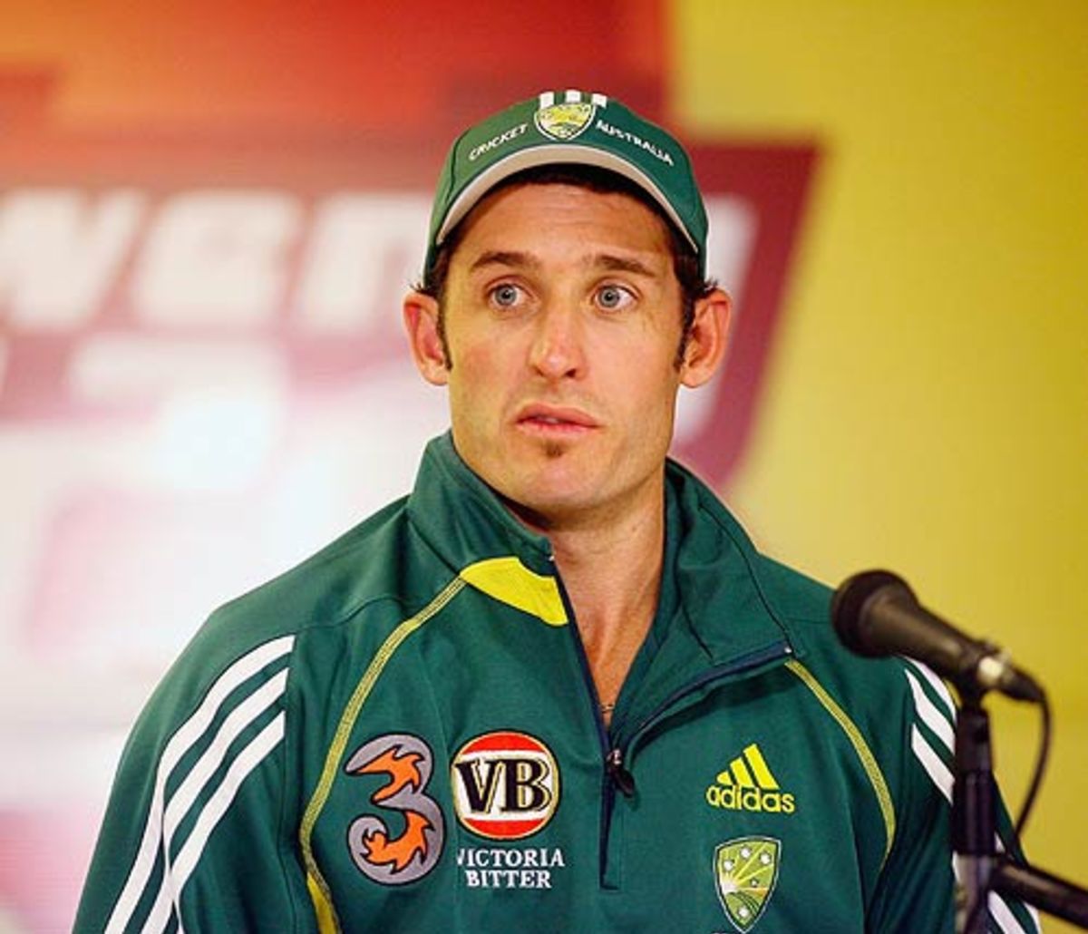 Michael Hussey speaks to the press | ESPNcricinfo.com