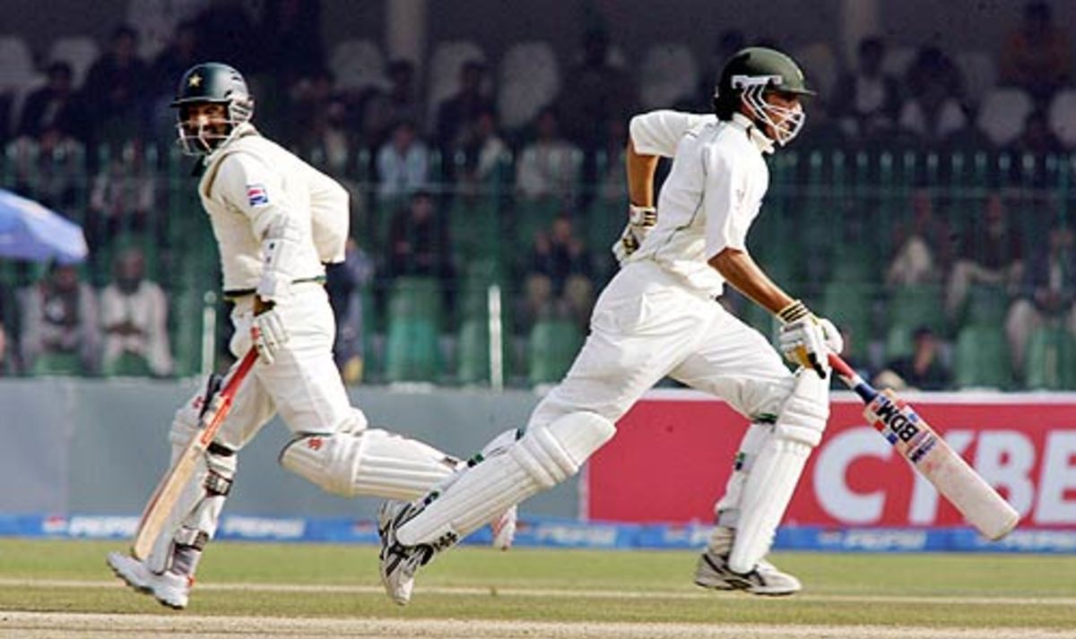 Mohammad Yousuf flayed the Indian attack on the second morning ...