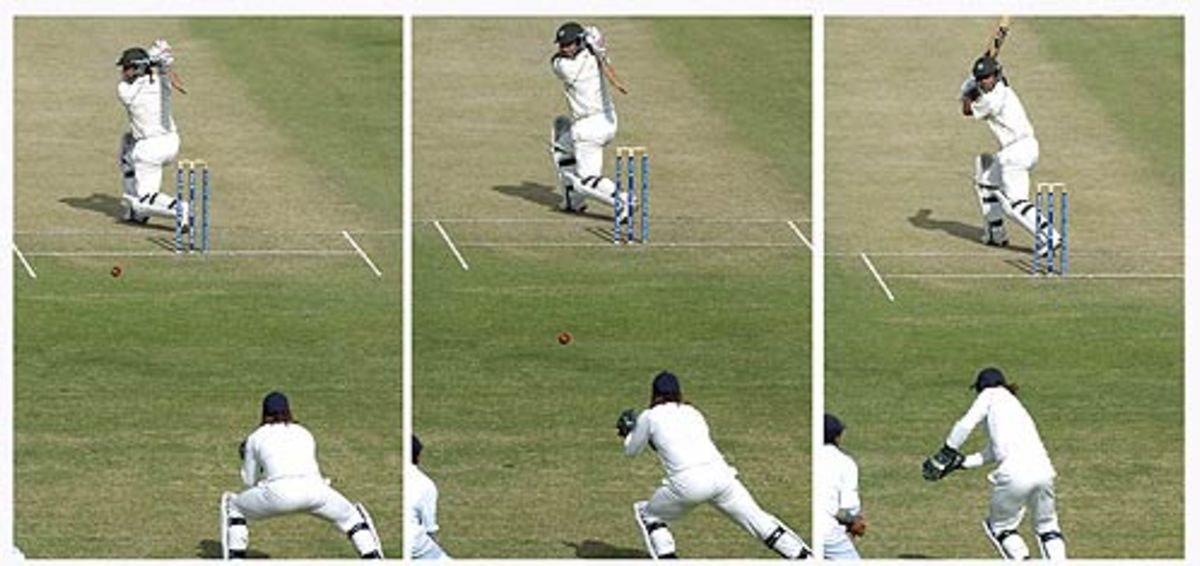 Imran Farhat nicks RP Singh to Mahendra Singh Dhoni | ESPNcricinfo.com