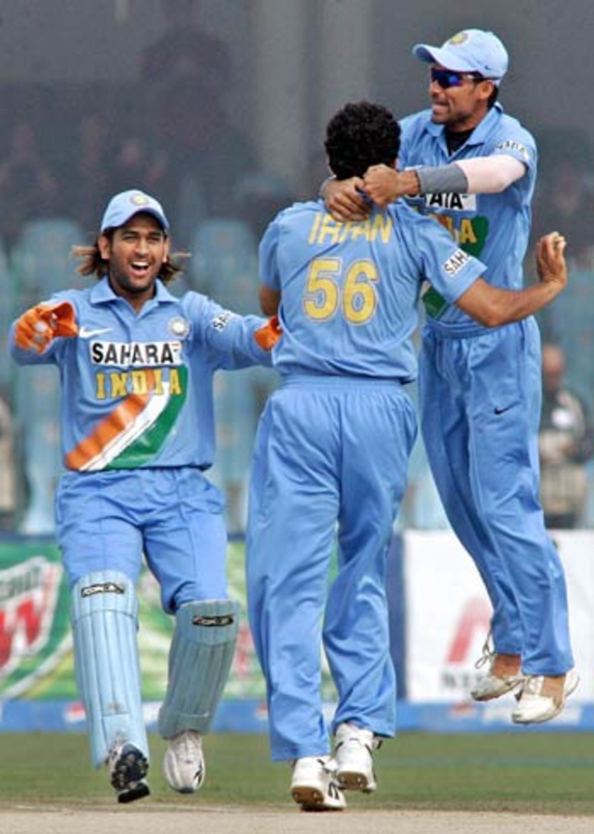 Gautam Gambhir snaffles Salman Butt in the first over | ESPNcricinfo.com