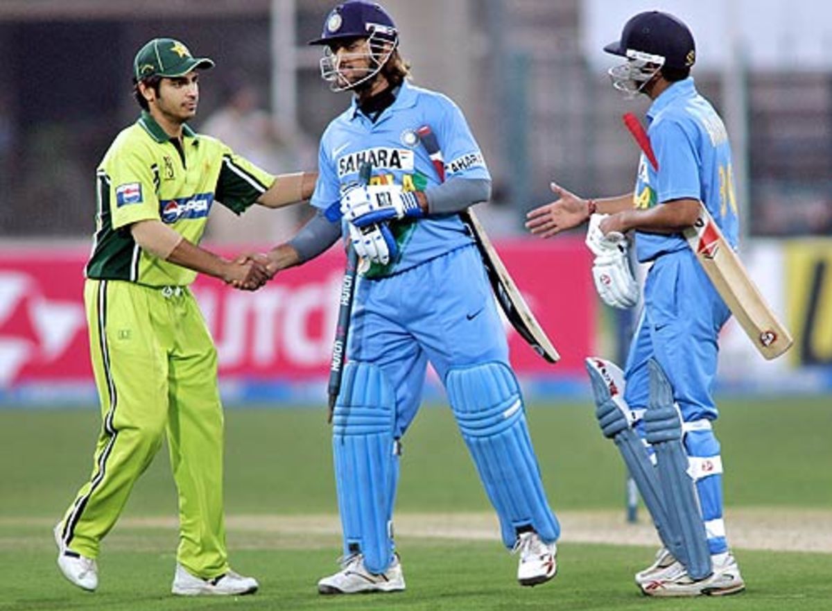 Indian players celebrate their series win | ESPNcricinfo.com