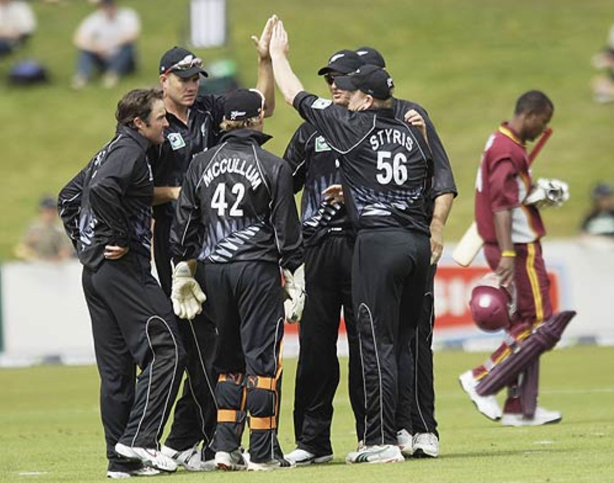 Dwayne Smith was run out for 19 | ESPNcricinfo.com