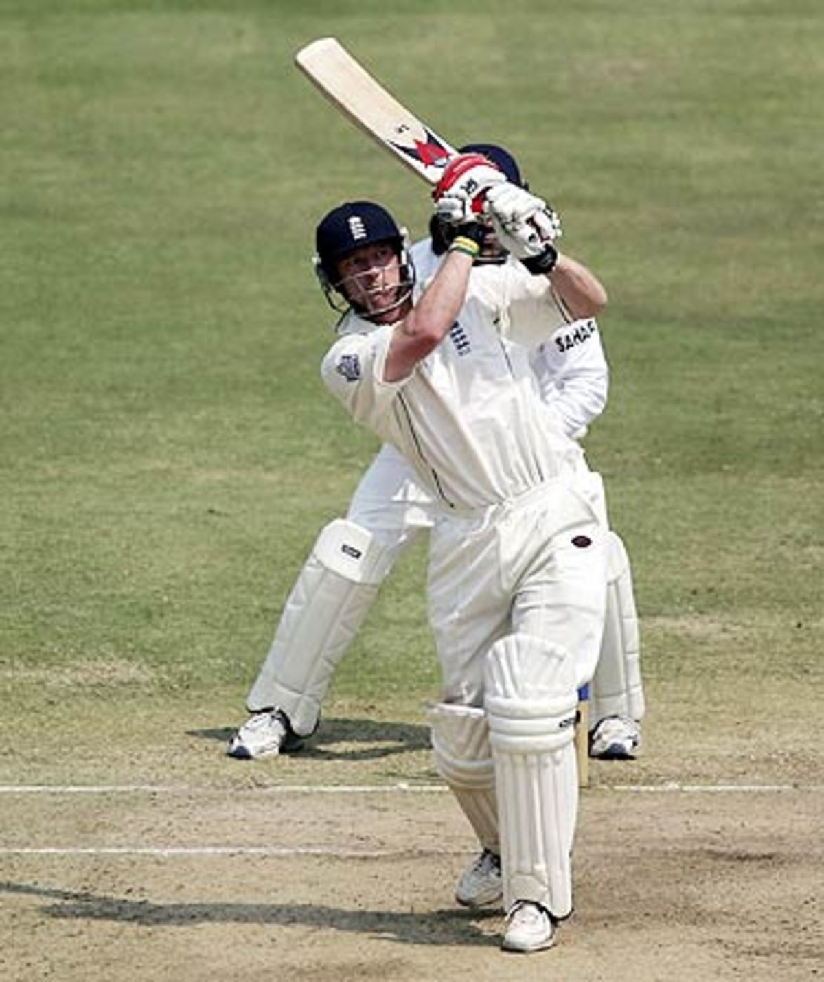 Paul Collingwood celebrates his maiden Test hundred | ESPNcricinfo.com