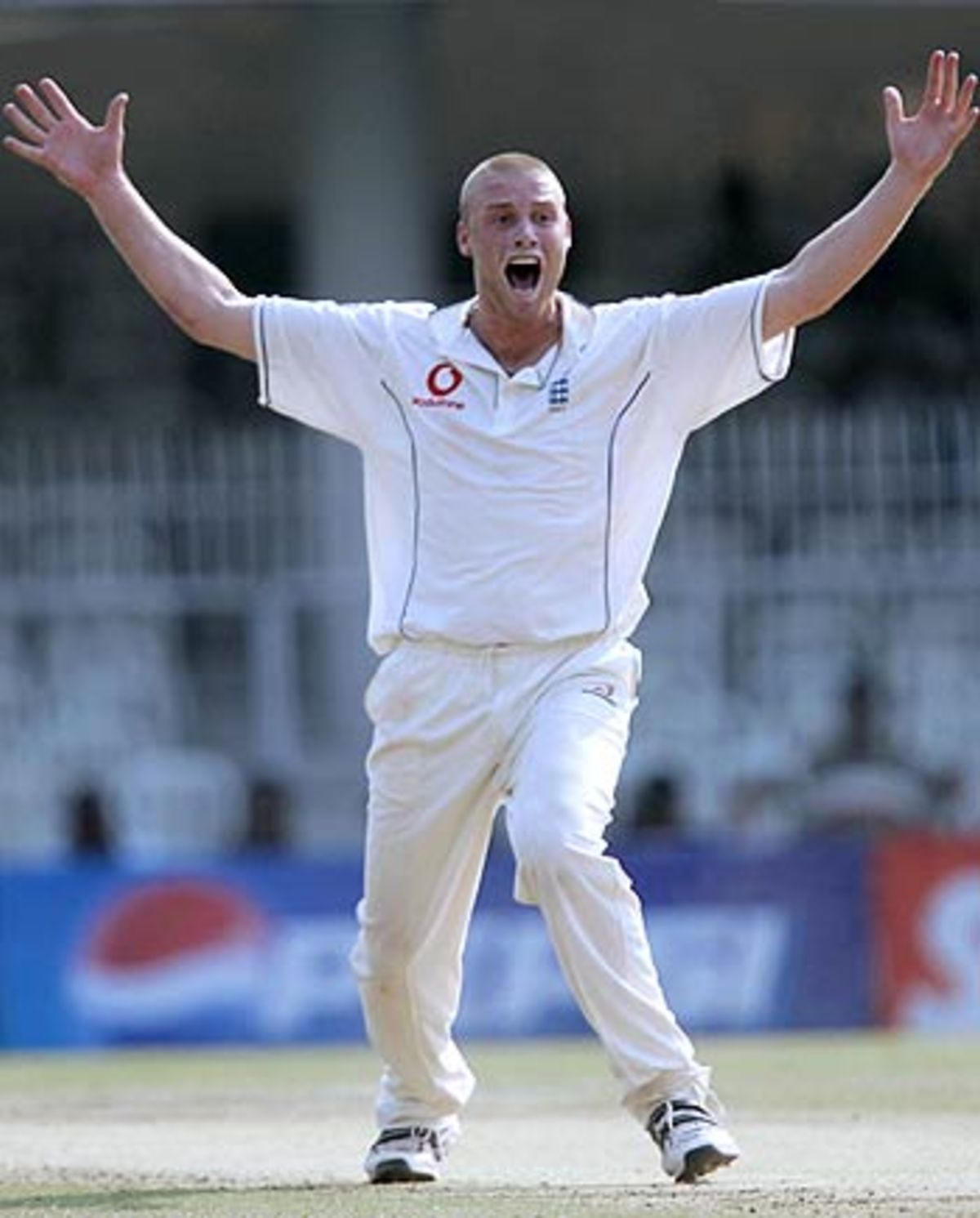 Andrew Flintoff clears his throat | ESPNcricinfo.com