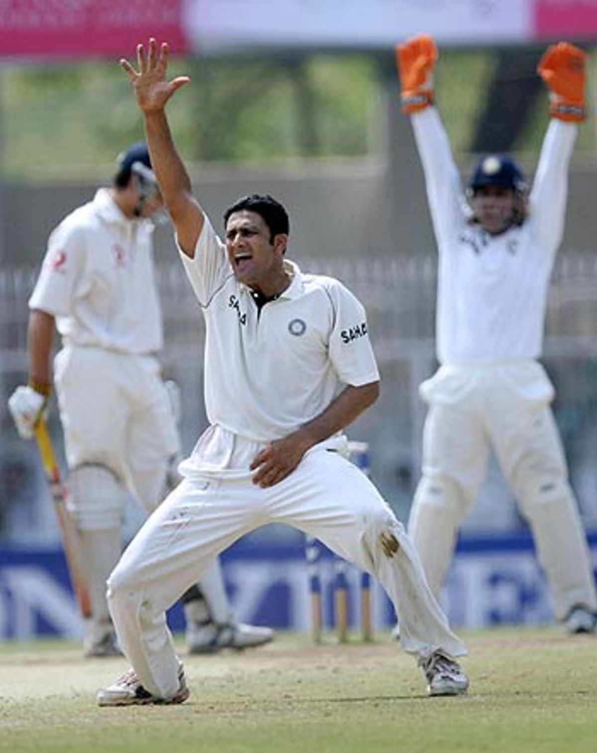 Irfan Pathan celebrates the wicket of Ian Bell | ESPNcricinfo.com