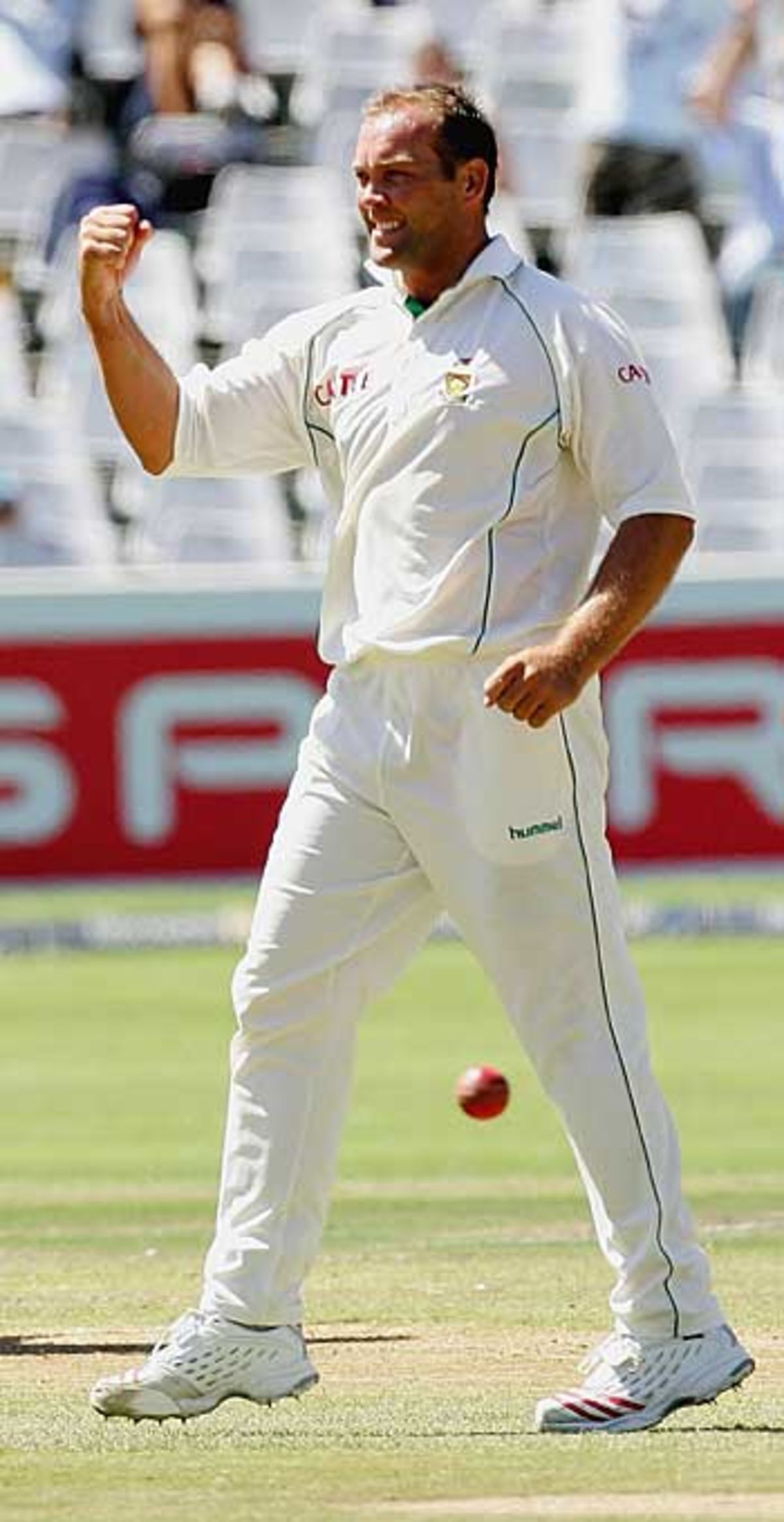 A frustrated Ricky Ponting departs for 74 | ESPNcricinfo.com