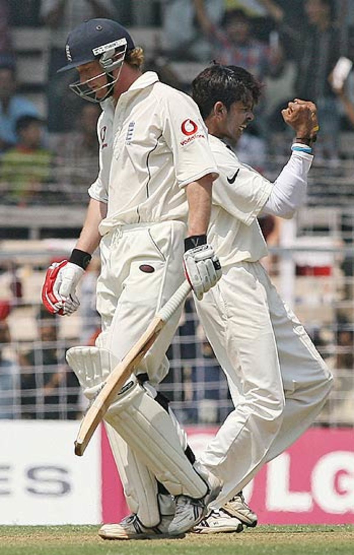 India celebrate the fall of Andrew Flintoff | ESPNcricinfo.com