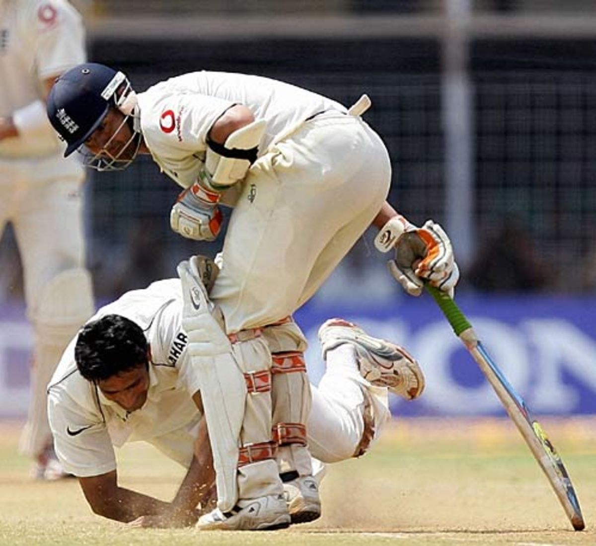 Anil Kumble pounces to catch Kevin Pietersen | ESPNcricinfo.com