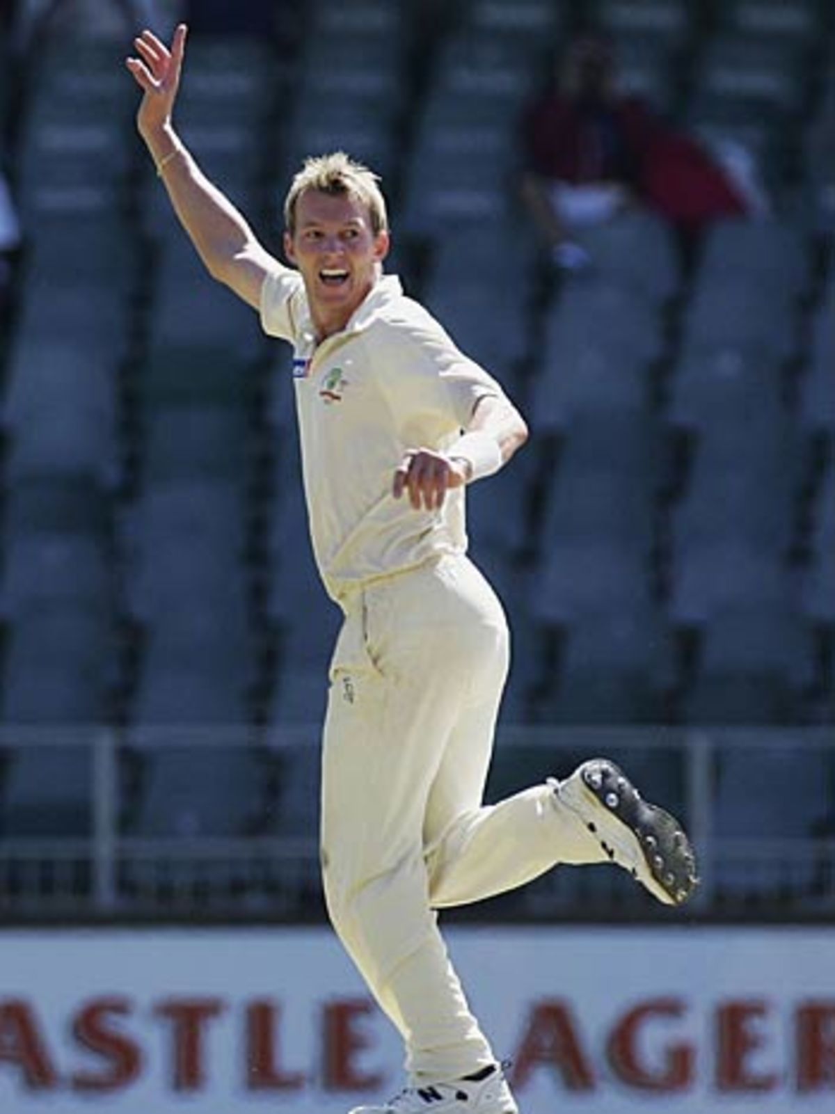 Brett Lee appeals for Mark Boucher's wicket | ESPNcricinfo.com