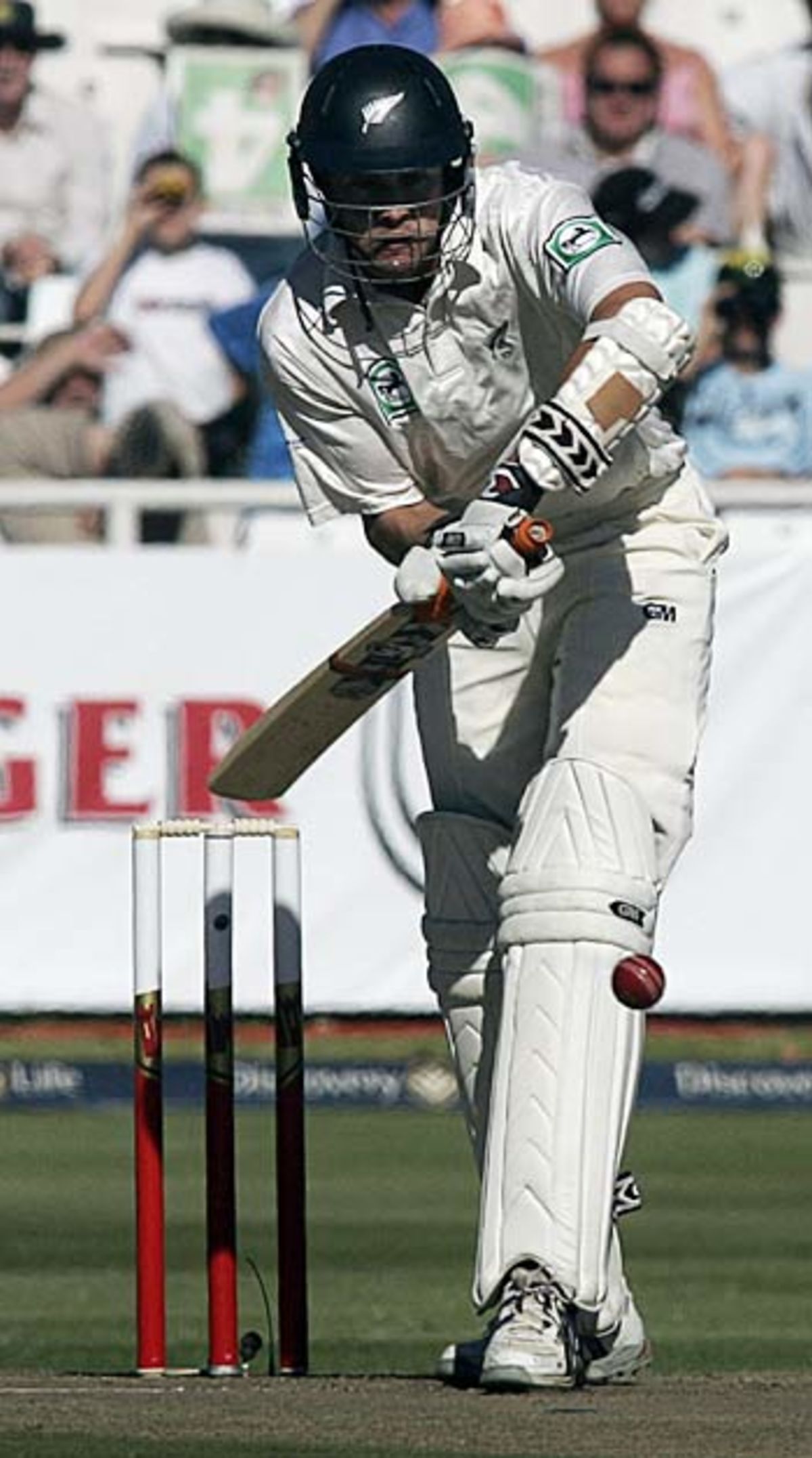 Solid defence from Peter Fulton on the first morning | ESPNcricinfo.com